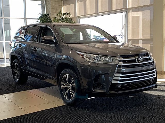 2018 Toyota Highlander LE